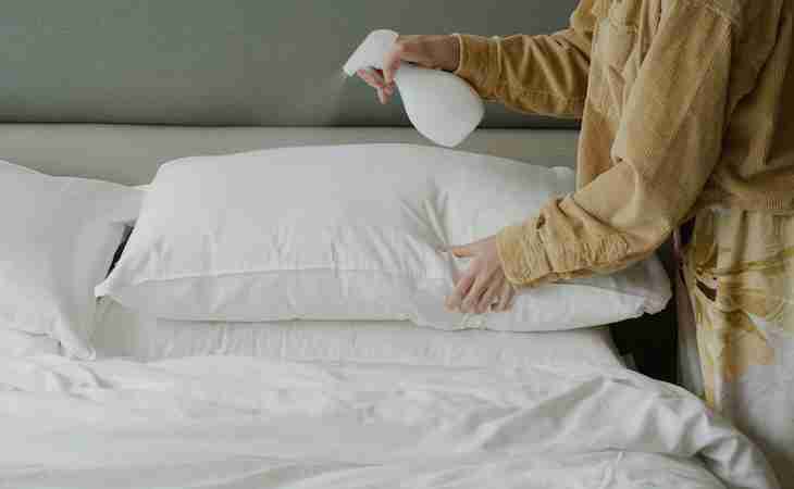 New Mattress Smell: Why Does My Mattress Smell? | Saatva